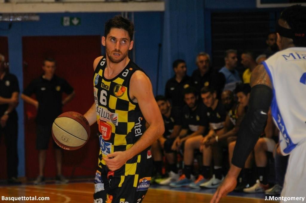 Alta tensión en las dos tablas de la LUB - 970 Universal