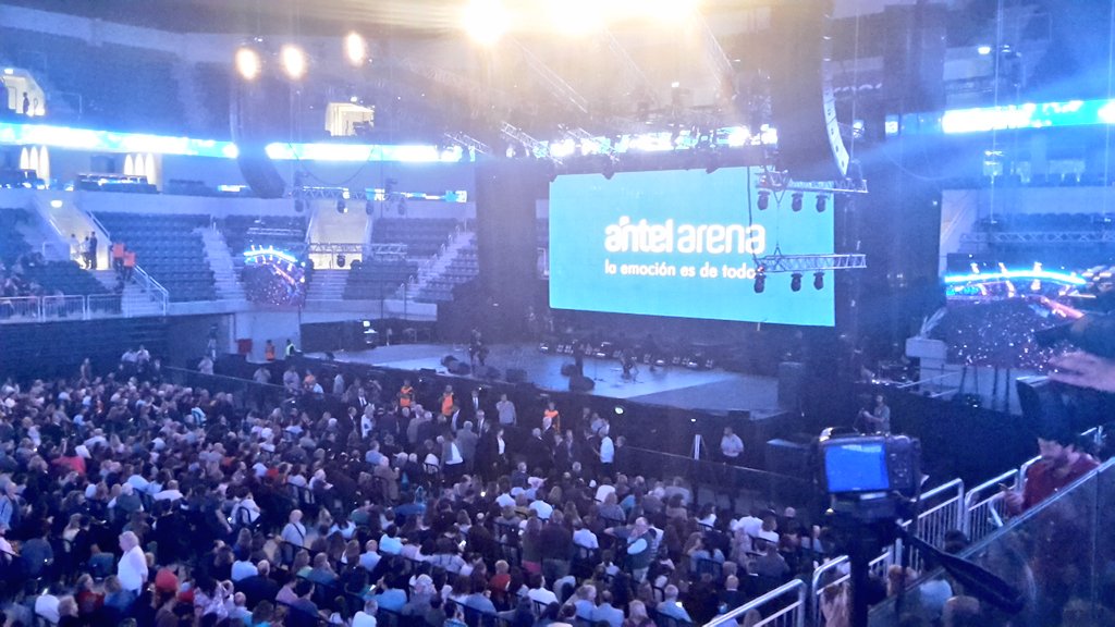 Así fue la inauguración del Antel Arena, el moderno escenario ...