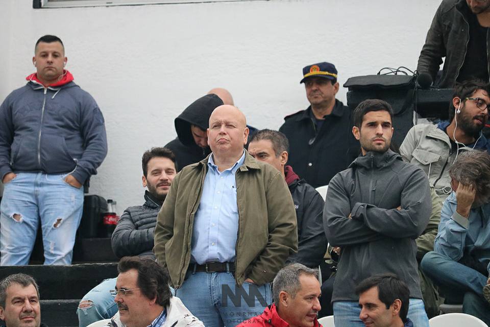 Un movimiento tricolor pide la expulsión de José Luis Rodríguez - 970 ...