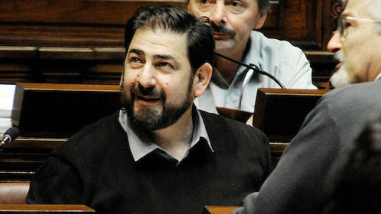 MPP respalda la decisión de Placeres de renunciar a su banca en la ...