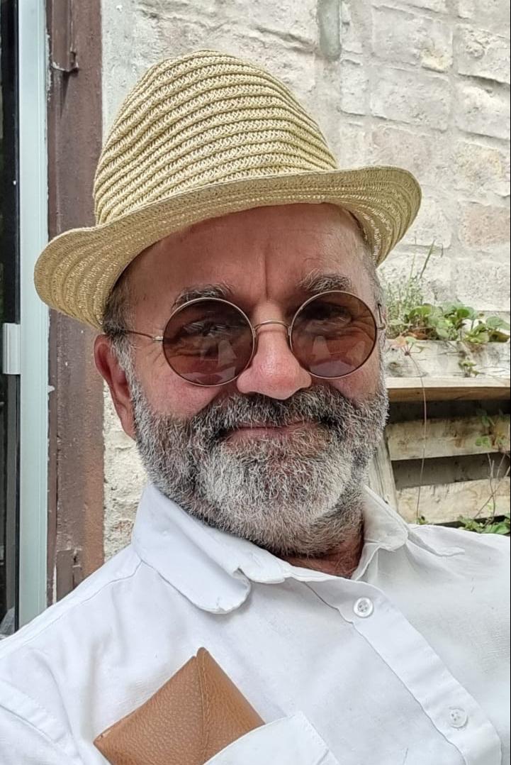 "Cuidarse el alma y vacunarse": la fórmula del doctor Ferrando para ...