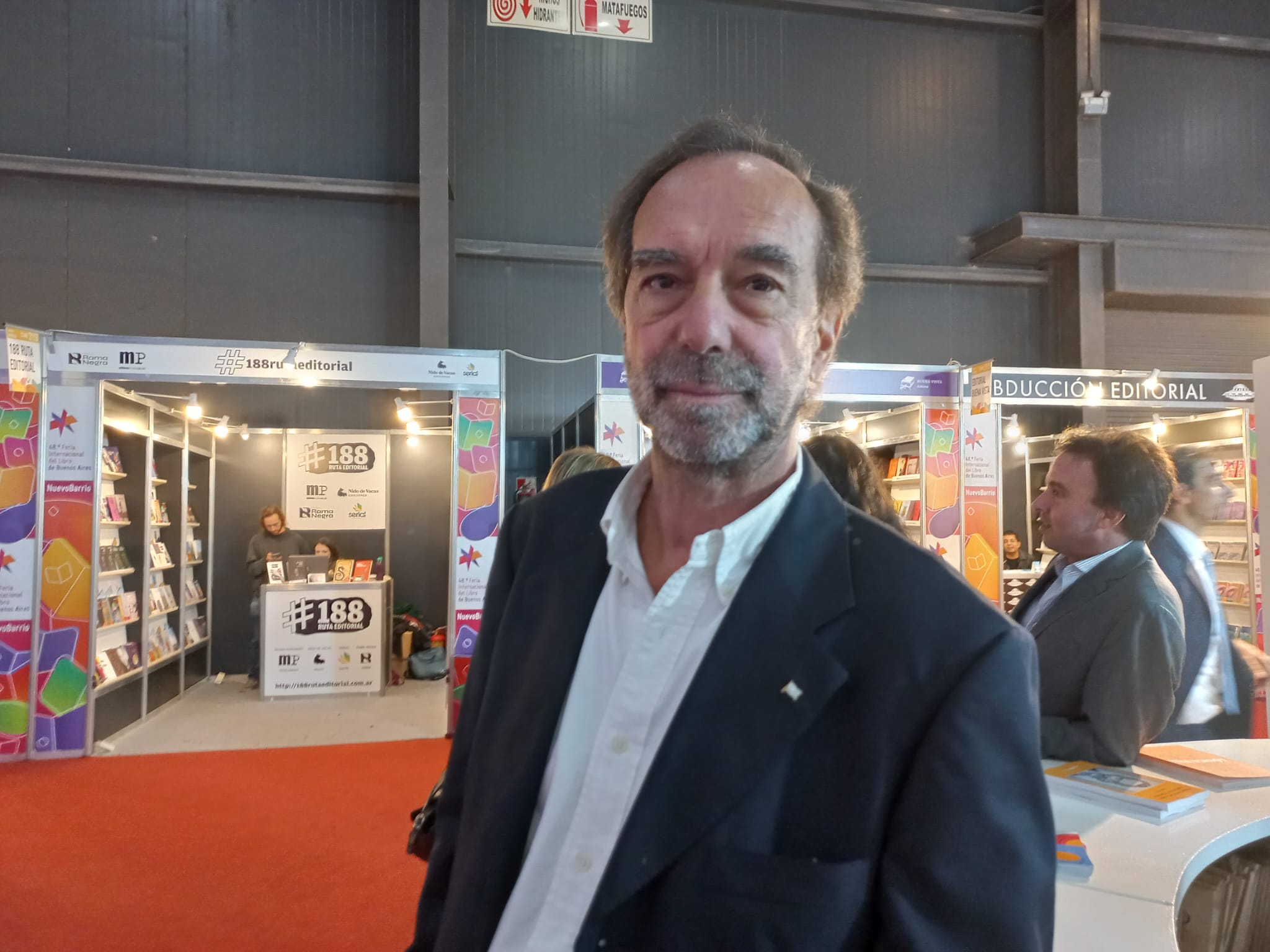 Para Álvaro Risso, el eslogan "no leo porque el libro es caro, es una excusa" - 970 Universal